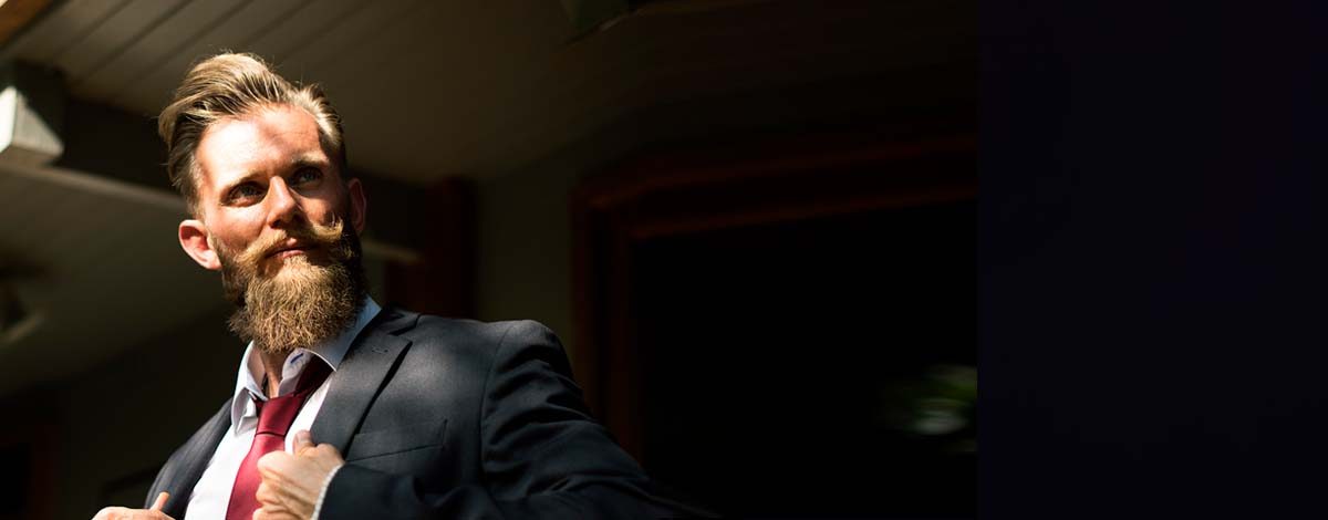 THE REAGLE BEAGLE SALON